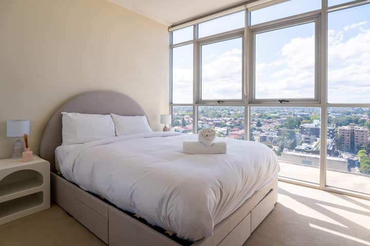 Comfy 1bdr Apt 3 Minutes To Train Station Burwood - Burwood