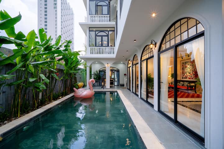 Sila Vana Private 7brs Pool Villa My Khe Beach Dn - Da Nang