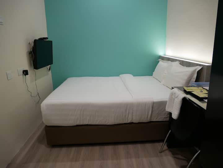 Pantai Regal City Hotel Delux Queen Room No Window - Kuantan
