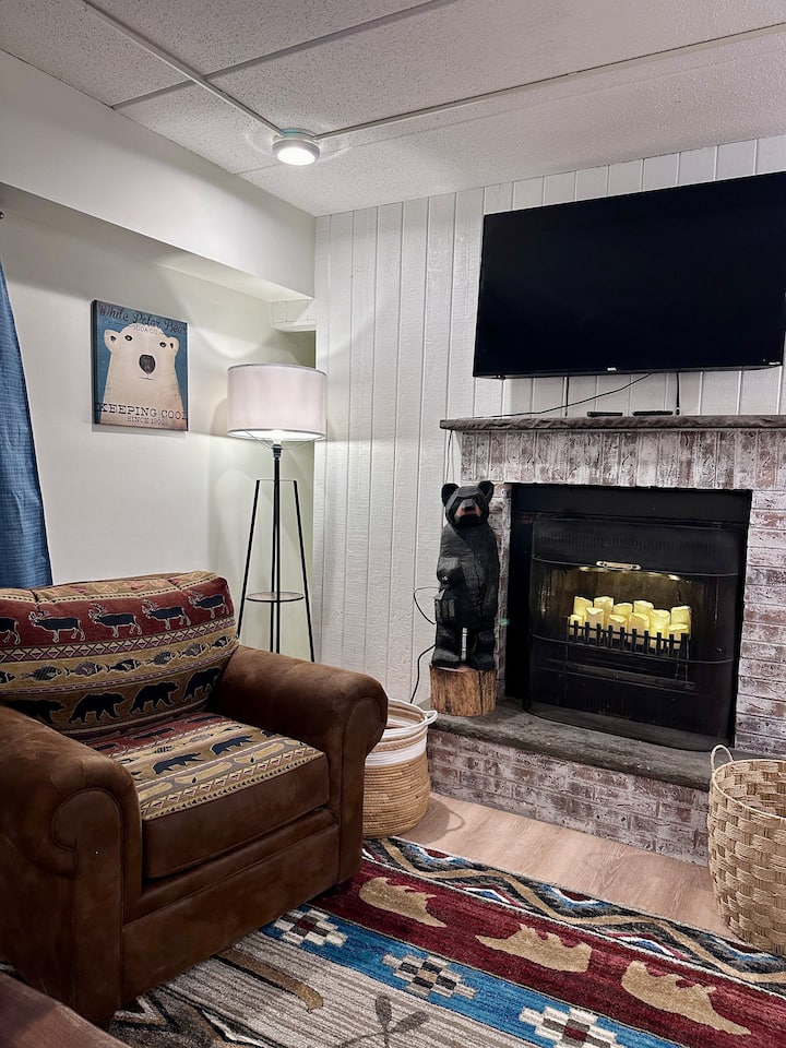 Cozy Quarters - Killington, VT