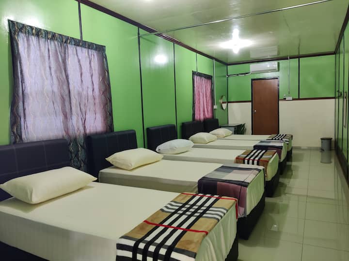 Sukau Village View Stay 10 - Sandakan