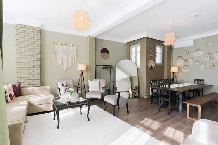 Triplex At The Heart Of Taksim For Big Groups/fam. - Stambuł