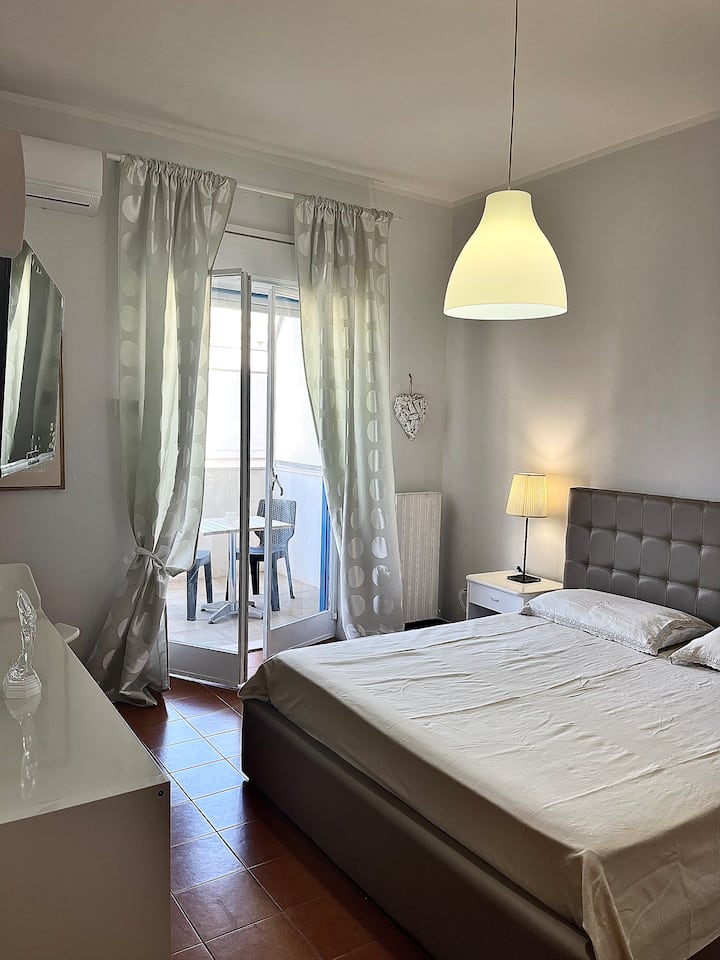 Suite-near Airport & Hospital - Brindisi