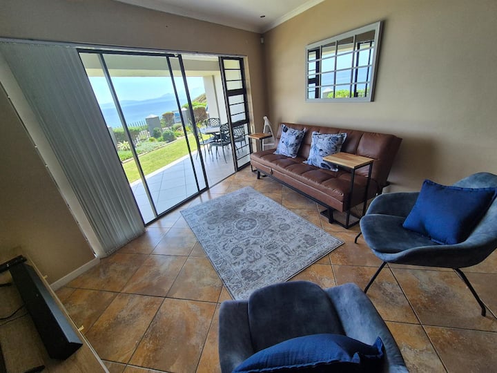 The View @ Whale Cove - Franskraal