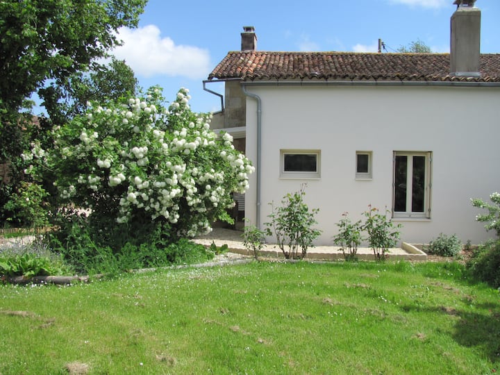 La Maison De "Titine" - Lusignan