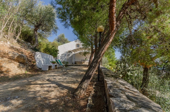 Casa Con Patio Vista Mare In Agriturismo In Puglia - Monte Sant'Angelo