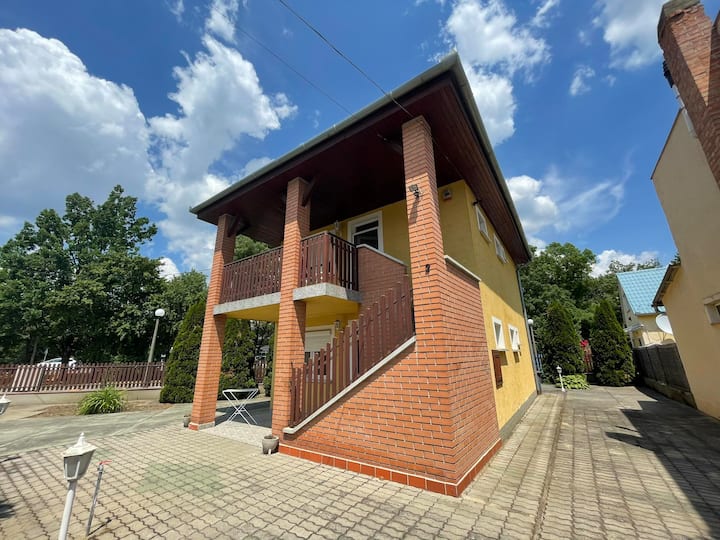 Rózsalak Apartman Emelet - Hajdúszoboszló