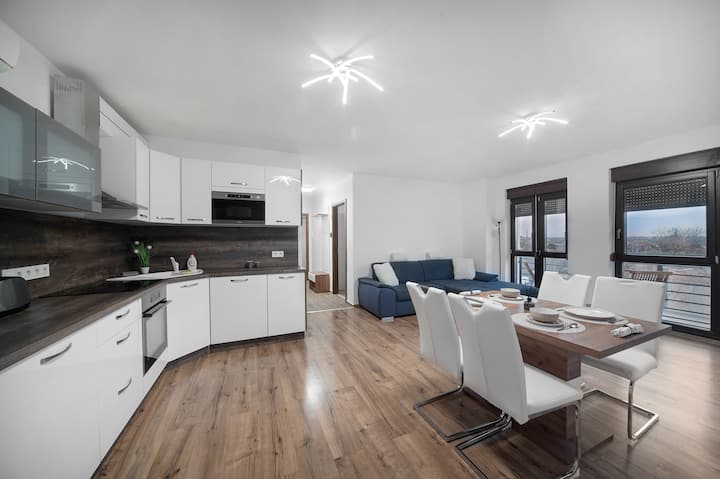 ÁGoston Apartman 6 - Sára - Pécs