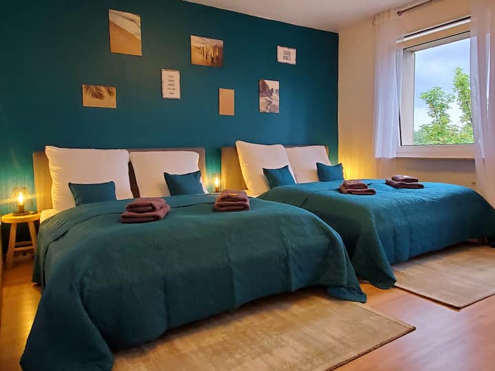 < Vw Near | Design | Terrace I Parking I Kitchen > - Wolfsburg