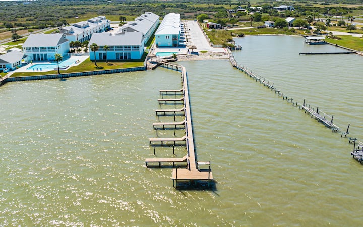 Oasis On The Bay W/pier And Pool - 貝賽德