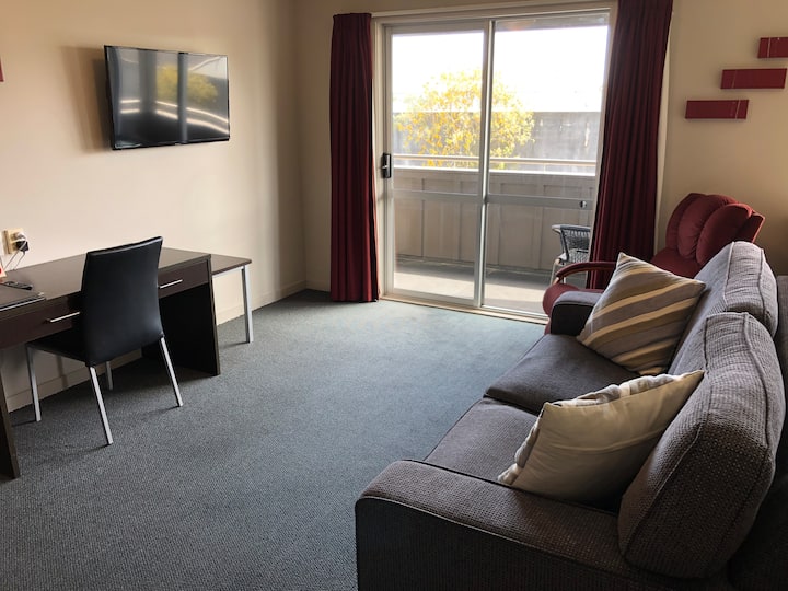 One Bedroom Apartment - Spa Bath - 팔머스턴 노스