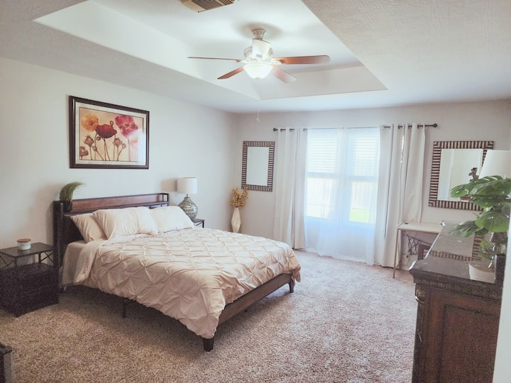 Master Suite Near The Airport - Spring, TX