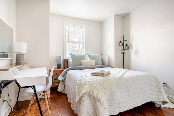 Family Friendly Home In Trolley Square - Wilmington, DE