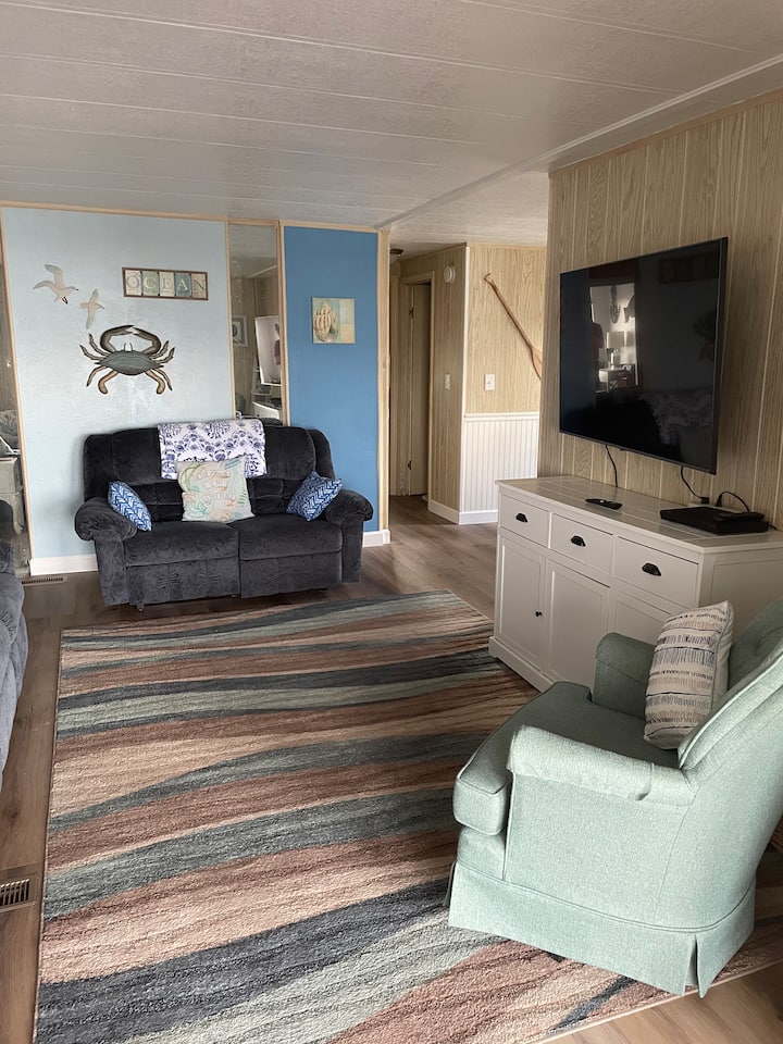 Lakefront 2br W/pier & Dock  4,500-ac Lake Rosalie - Lakeshore, FL
