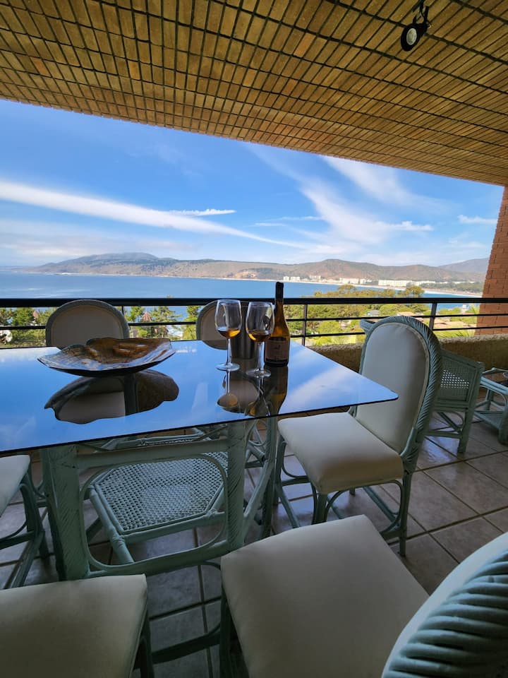 "Departamento Con Vista Espectacular A La Bahía." - Papudo