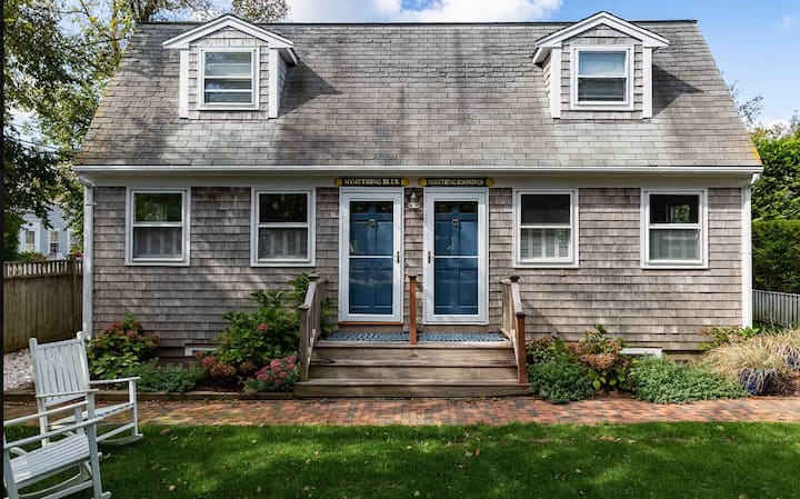 Main Street Gem Walk To Town - Nantucket, MA