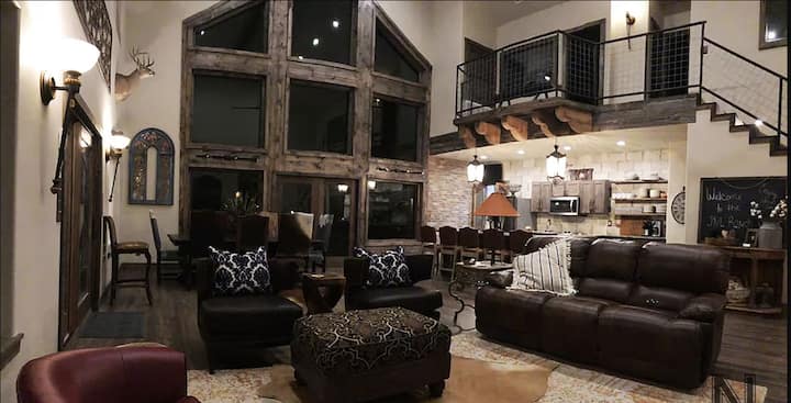 Frio River Private Ranch House - Leakey, TX