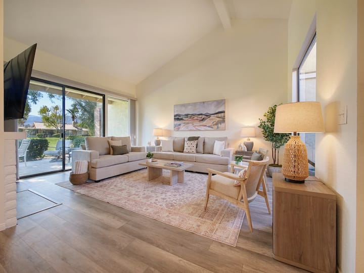 Casa San Remo - A Monterey Country Club Stunner - Palm Desert, CA