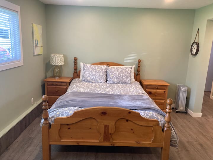 Private Studio Guest Suite - Campbell River
