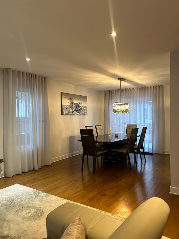 Maison Unifamiliale à Laval - Terrebonne