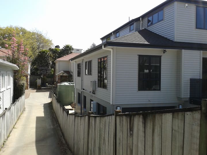 Private Studio Room In Epsom - Separate Entrance - Auckland