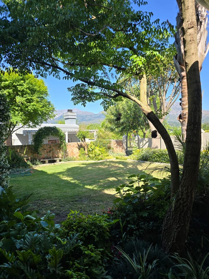 Cozy En-suite Room In Wellington With Own Entrance - Wellington, South Africa