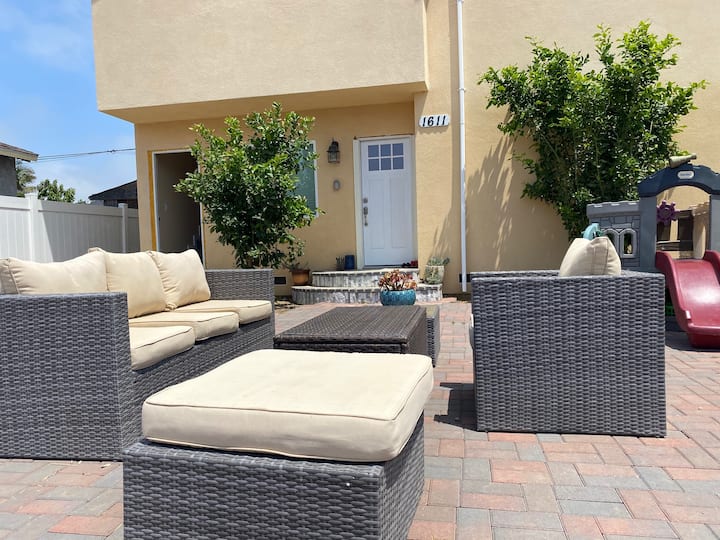 2 Bedroom Cozy Apartment Unit - Torrance, CA