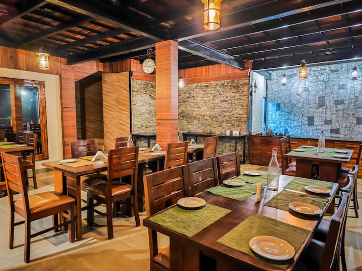 Ibex Resorts, Valparai (Tale Rock)-suite - Valparai