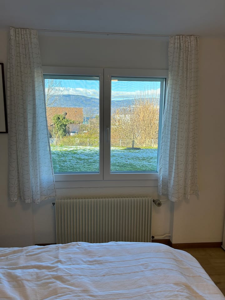 Chambre Avec Salle De Bain - Yvonand