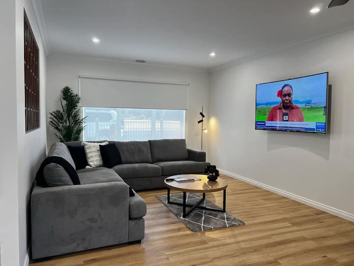 The Grey - 
Brand New Built Home - Glengarry