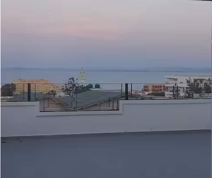 Magnifique T3 Dans Villa Vue Mer - Annaba