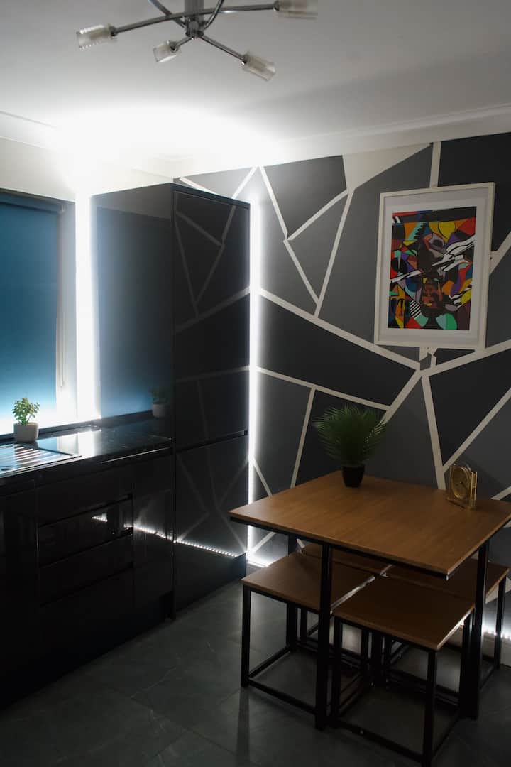 Cozy Lux Apartment - Enfield, UK