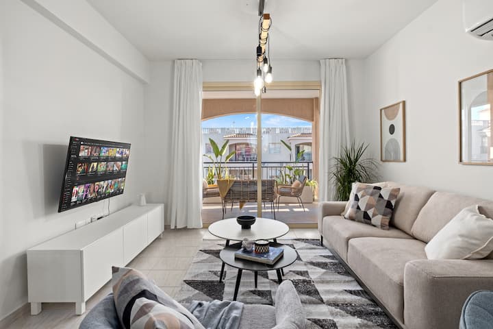 Edge Residence By Nomads - 帕福斯