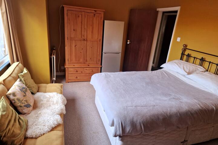 Large House Close To Hospital - Norwich