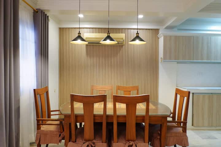 Washington Place - Newly Renovated 4 Bedroom Home - Malolos