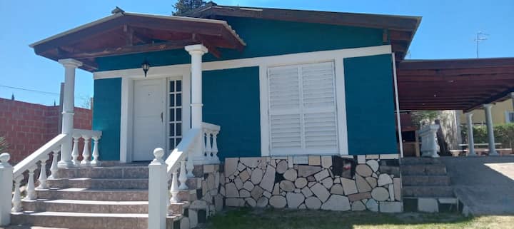Hermosa Casa En Valle Hermoso! - La Falda