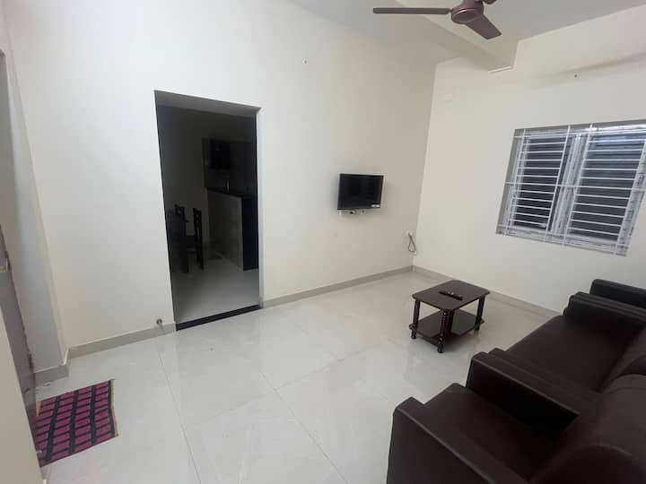 Lakshmi Naraynaswamy Apartment - Coimbatore