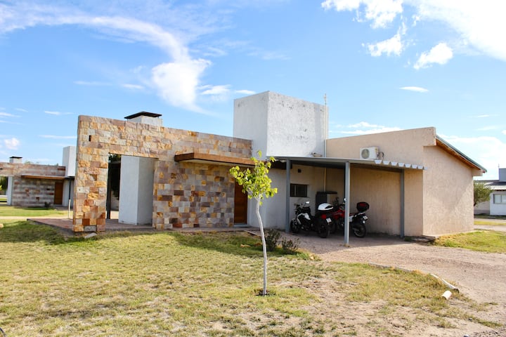 Piscina, Amenities - Limpieza Y Desayuno Incluido! - San Rafael, Argentina