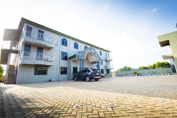 Crystal Ark Hotel - Accra