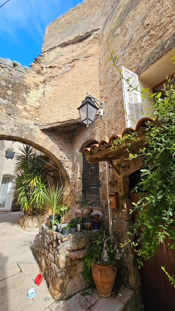 Maison De Village Villecroze - Villecroze