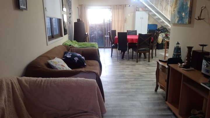 Linda Casa, Amplia Y Espaciosa - Algarrobo