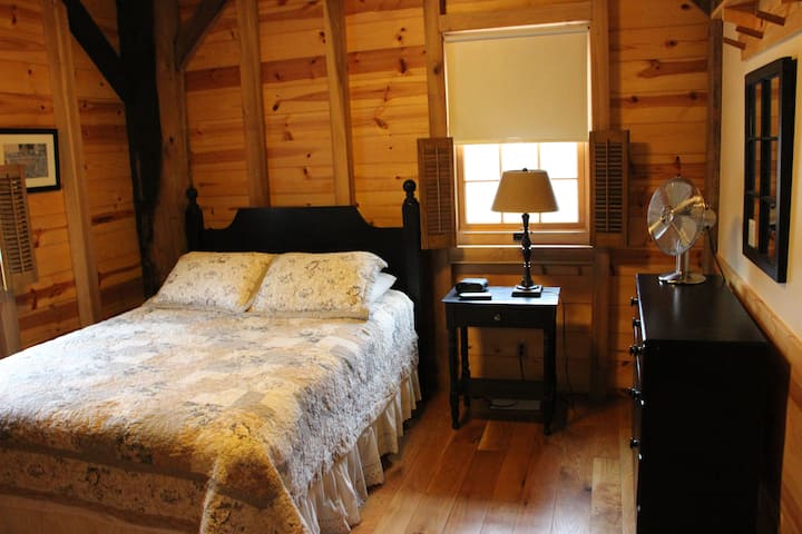 Grinnell Mill B&b Room 1821 - Yellow Springs, OH
