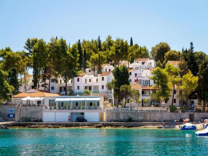 Stunning Apartment Sea Views - Lumbarda