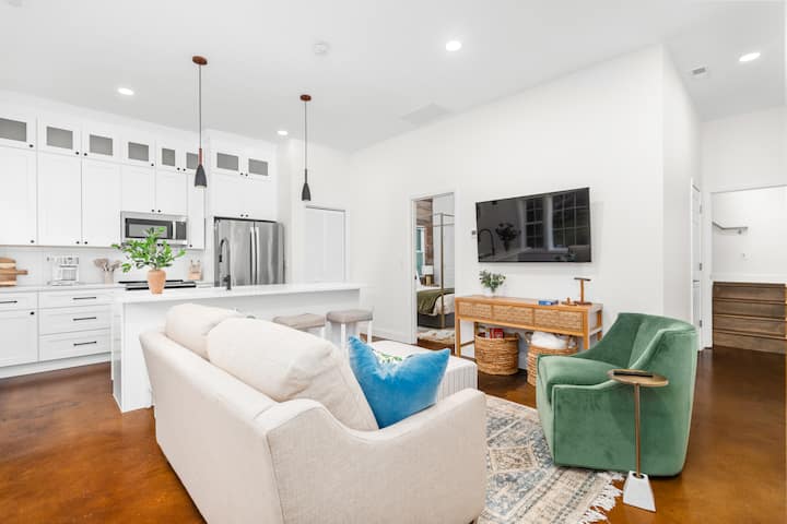 Luxury 2br/2ba Modern Adu - Raleigh, NC