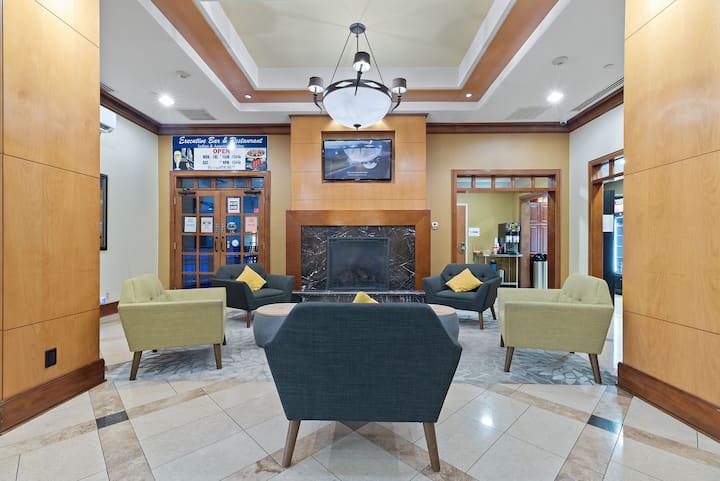 Stylish Double Suite Near Nyc! (+ Ping Pong Table) - Staten Island, NY