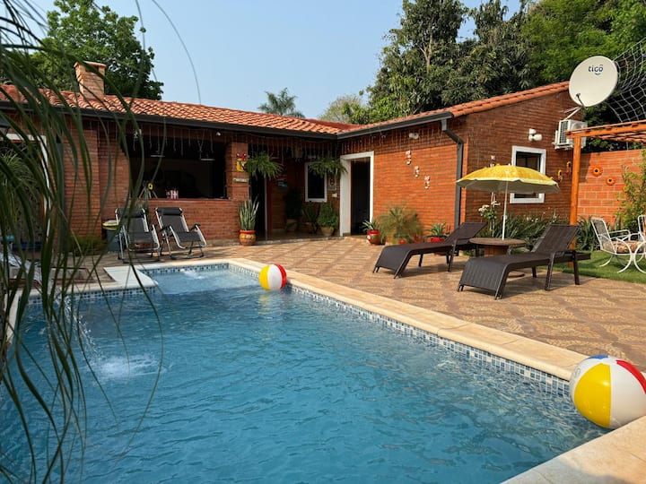 Quinta Con Piscina Y Parrilla En Aregua - Capiatá