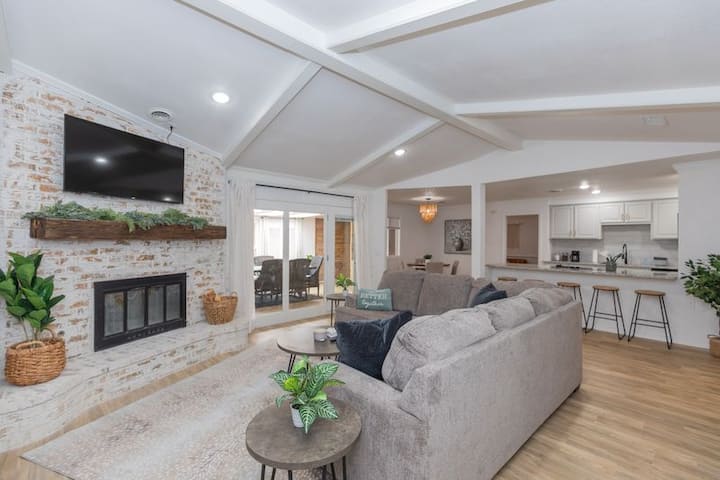 Newly Renovated Cozy Family Home - Amarillo, TX