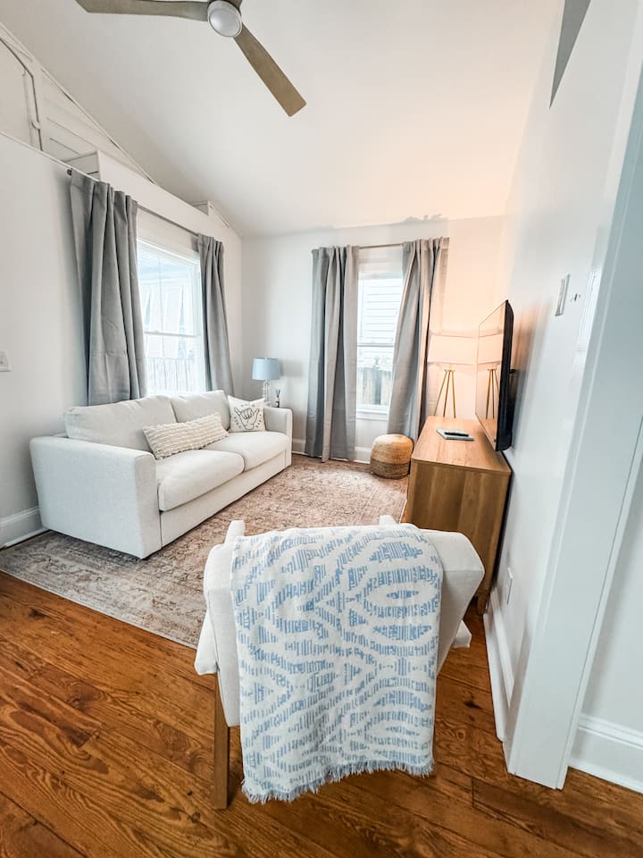 Walk To Historic District | Pets Ok + Free Parking - St. Augustine, FL