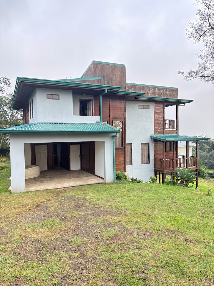 Cabaña Isabella - Bajos del Toro