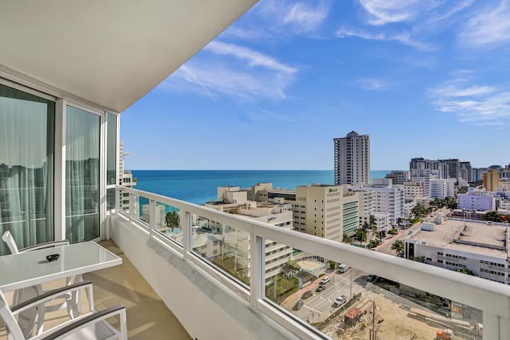 One Bedroom With Ocean View - Miami Beach, FL